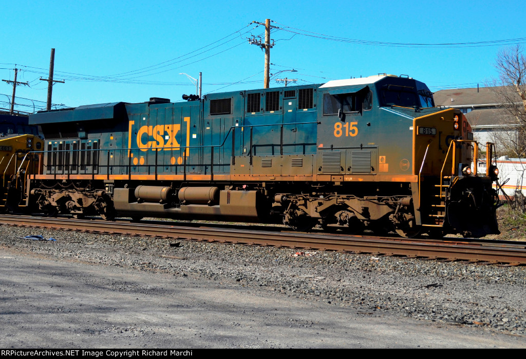 CSX 815